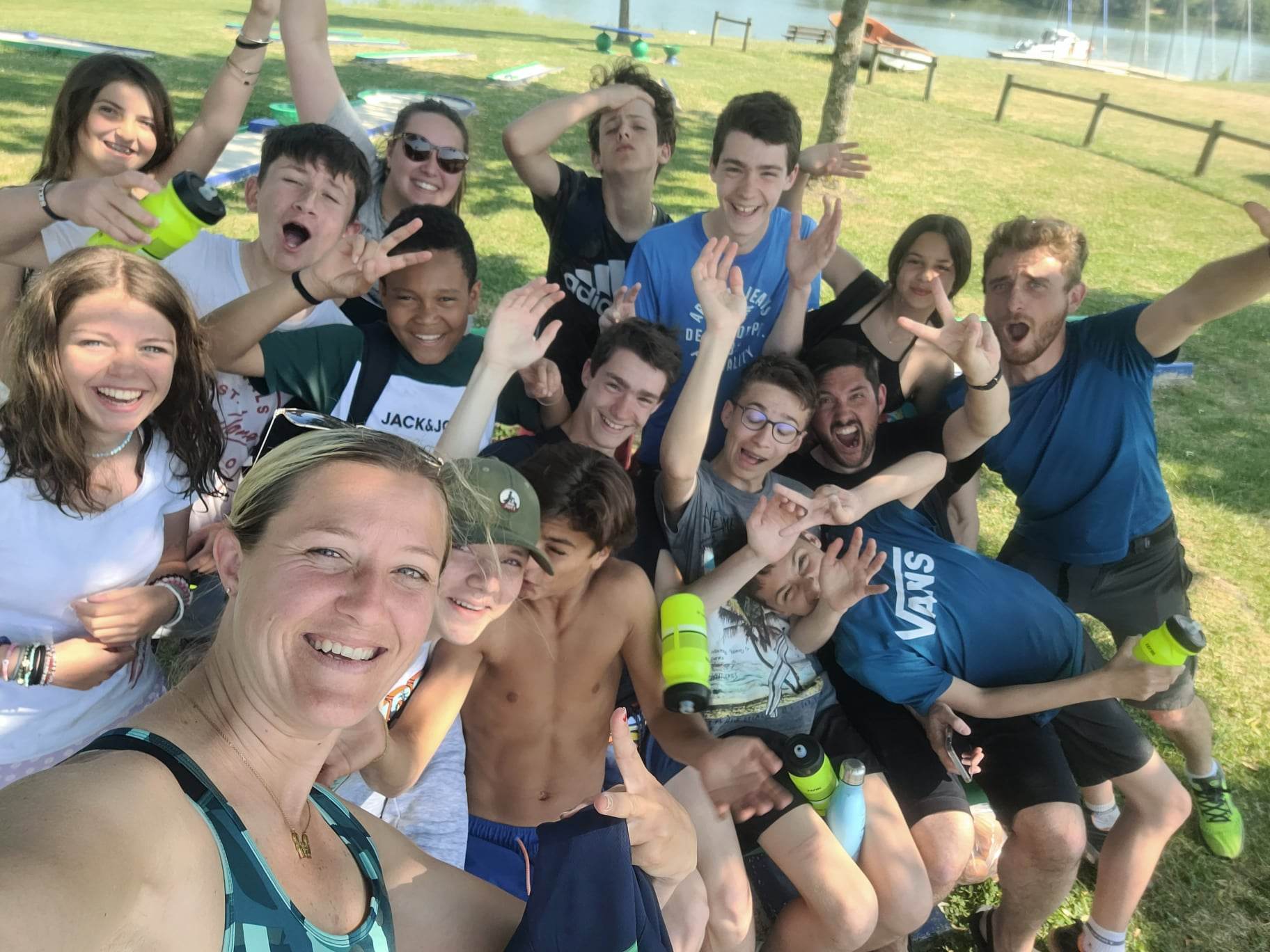 Les internes se jettent à l’eau ! - Ensemble Scolaire Bignon